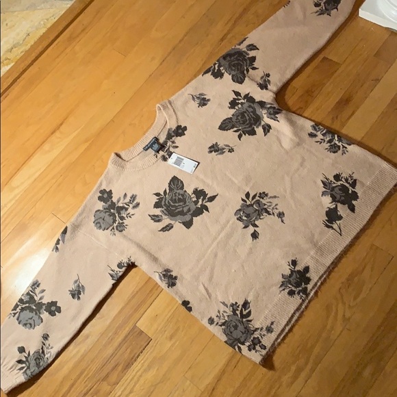 Chelsea & Theodore | Sweaters | Chelsea Theodore Blush Floral Oversized ...